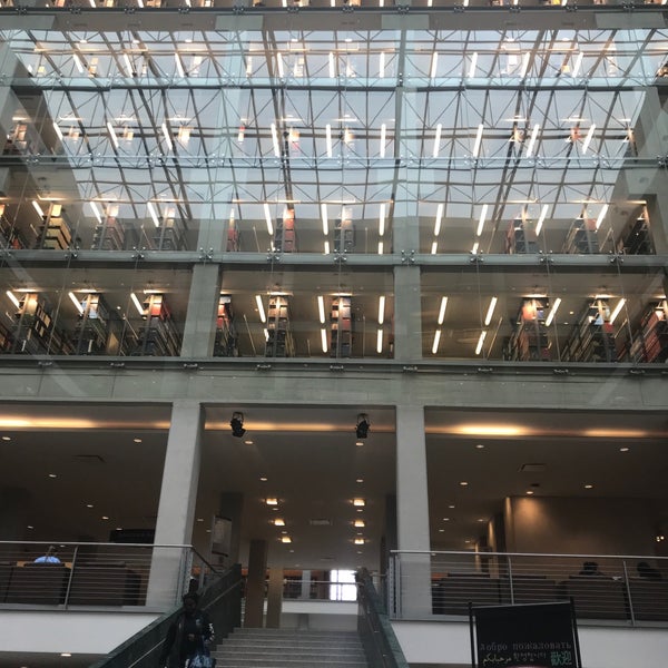 Photos at William Oxley Thompson Memorial Library - College Library