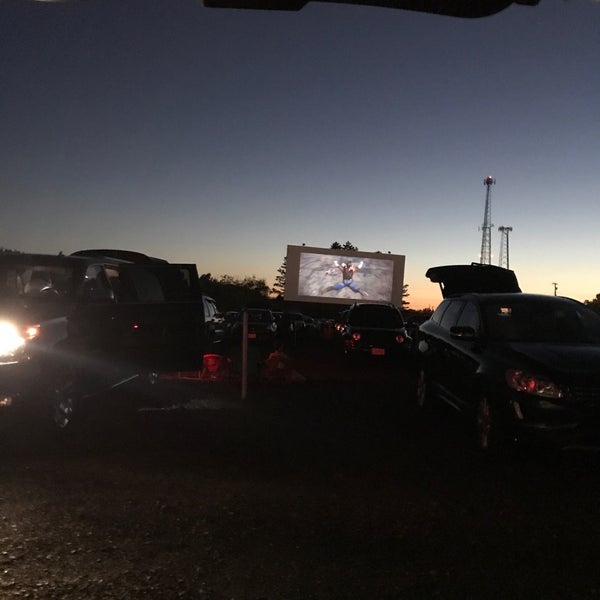 Aut-O-Rama Twin Drive-In Theatre - Movie Theater