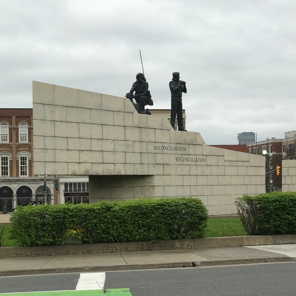 Peacekeeping Monument - Byward Market-Parliament Hill - Ottawa, ON