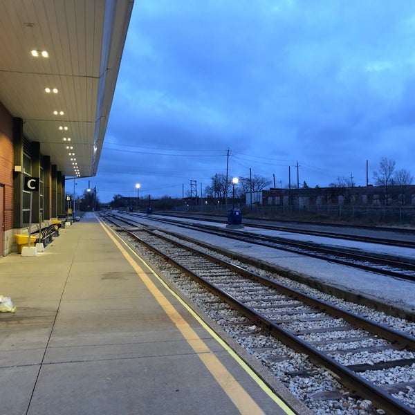 VIA Rail Windsor - Rail Station in Windsor