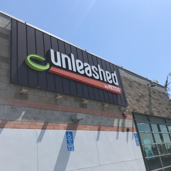Unleashed By Petco Logo