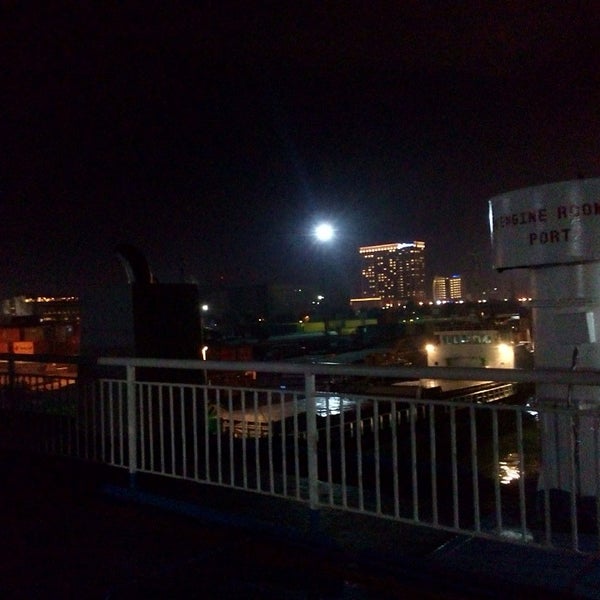 Photos at Pier 4 - Pier in Cebu City