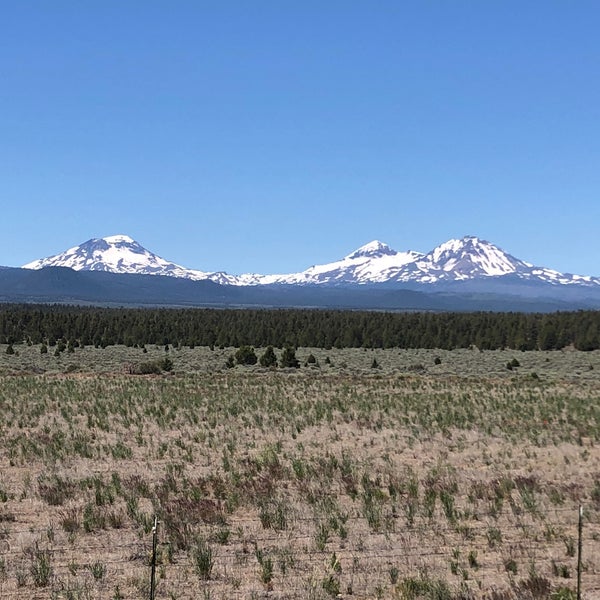 Three Sisters Viewpoint - Scenic Lookout in Bend