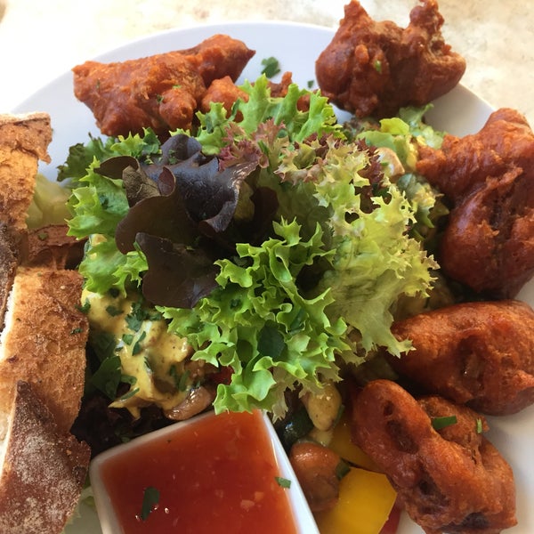 kAffé dAdA - Vegan and Vegetarian Restaurant