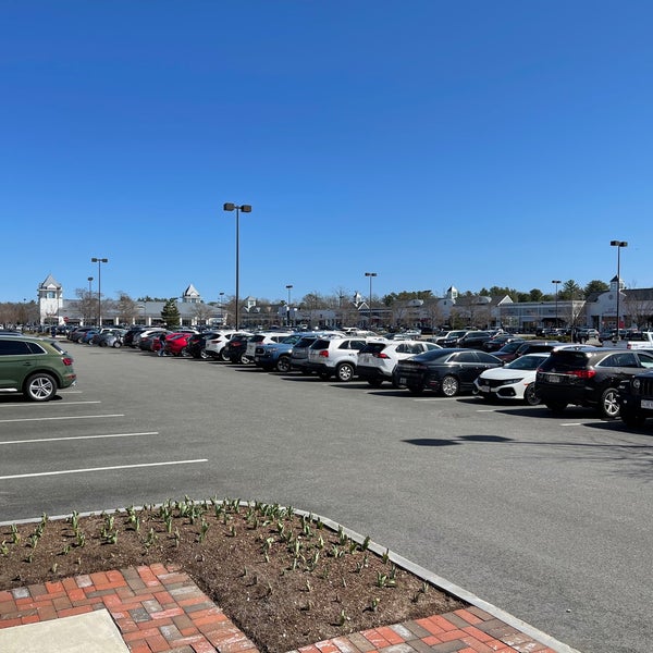 Derby Street Shoppes - Shopping Mall in Hingham