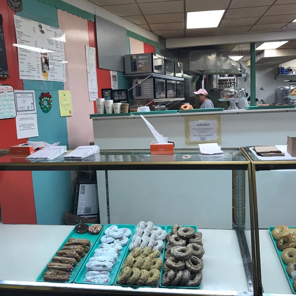 Colonial Donut - Taunton, MA