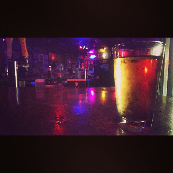 Ozzie Rabbit Lodge - Pub