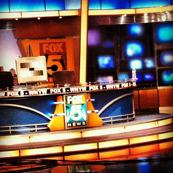 Photos at WNYW Fox 5 Studios - Upper East Side - 746 visitors
