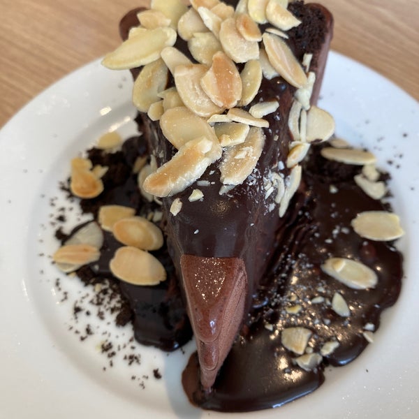 Calea Pastries and Coffee - Lungsod ng Bacolod, Negros Occidental