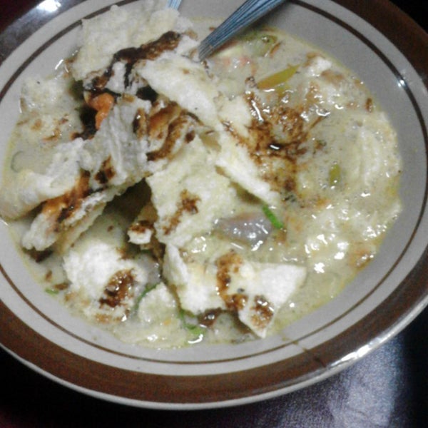 Soto kaki sapi H. Karim - Truk Makanan di Kebayoran Baru