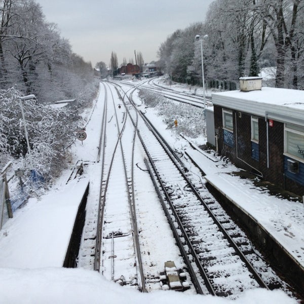 Photos at Barnes Railway Station (BNS) - Mortlake and Barnes Common ...