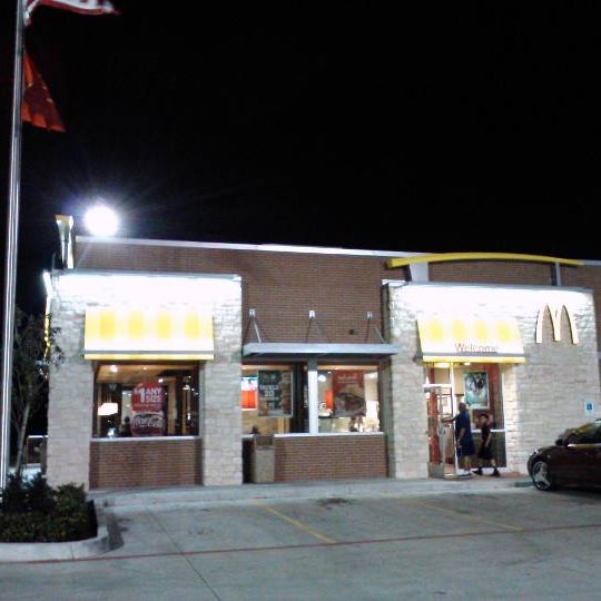 McDonald's - Fast Food Restaurant in Spring