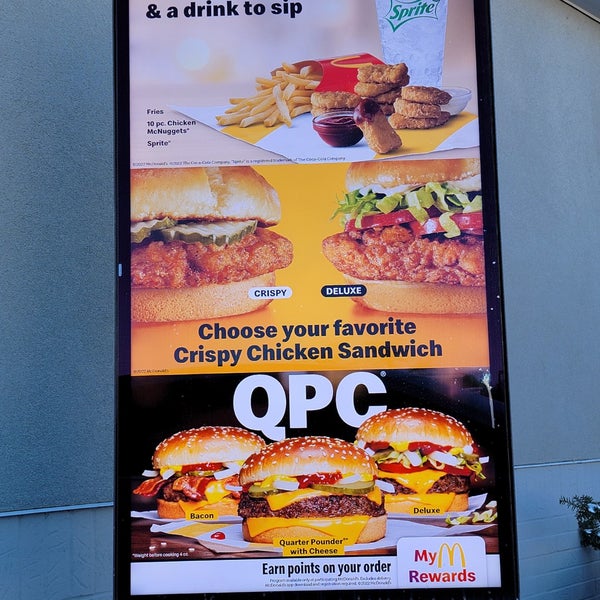 McDonald's - Fast Food Restaurant