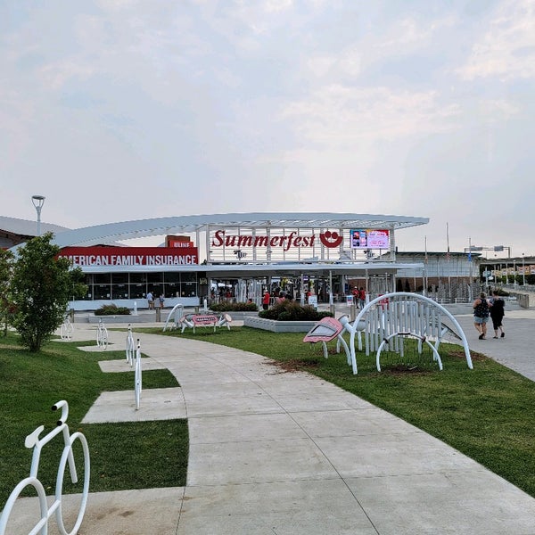 Summerfest North Gate - Historic Third Ward - 3 tips