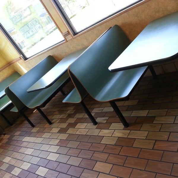 Subway - Northeast - Rockford, IL