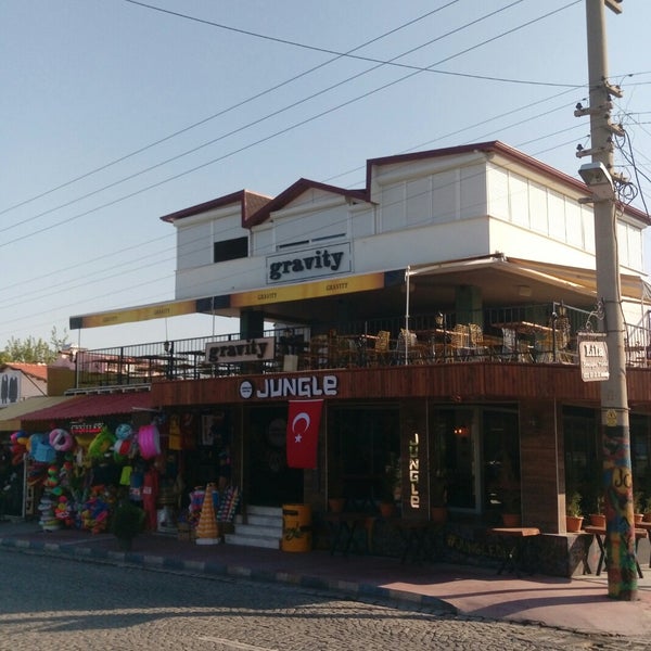 Gravity Cafe & Bar - 14 tips from 3877 visitors