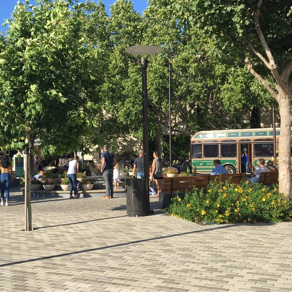 Broadway Plaza Main Fountain - Downtown Walnut Creek - Walnut Creek, CA