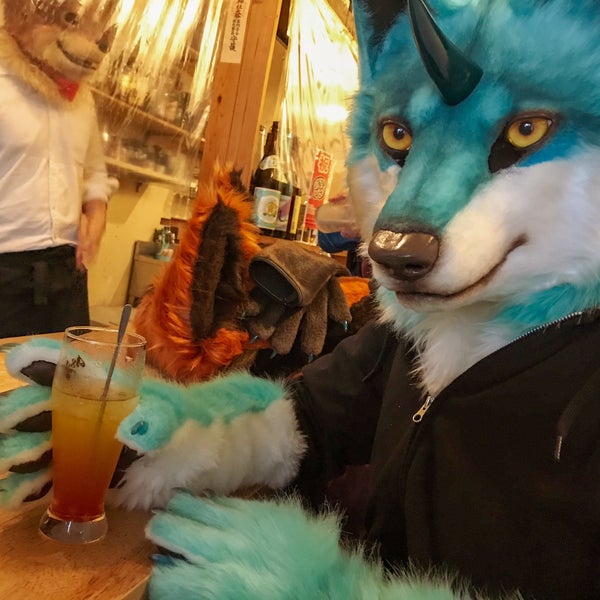 I found a furry bar in Tokyo. - Fimfiction