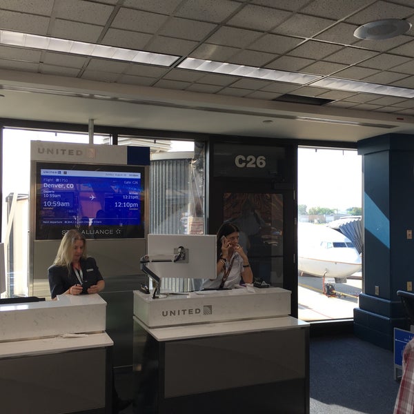 Photos at Gate C26 - Airport Gate