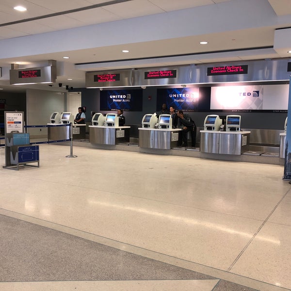 United Airlines Ticket Counter - Eastwick - Southwest Philadelphia ...