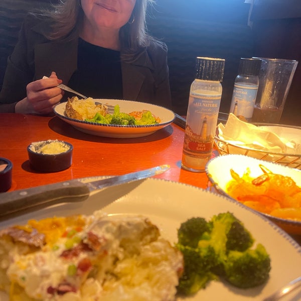 Red Lobster - American Restaurant in Yuma Palms Regional Center