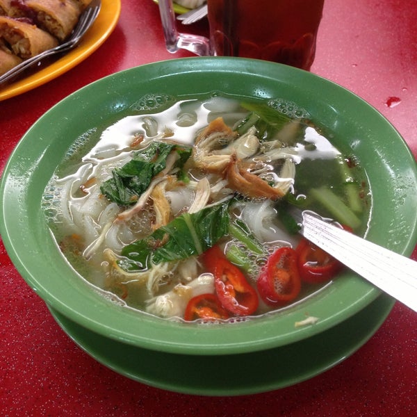 Mee Gian aka Mee Sup Tengkera - 38 tips from 2377 visitors