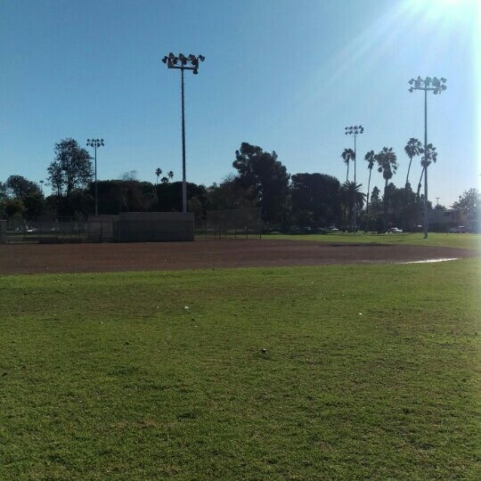 Brookhurst Community Park - West Anaheim - 2 tips