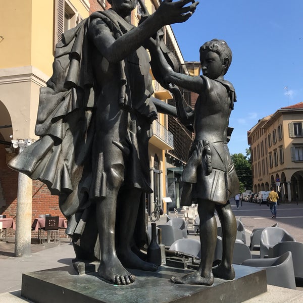 Piazza Stradivari - Cremona, Lombardia