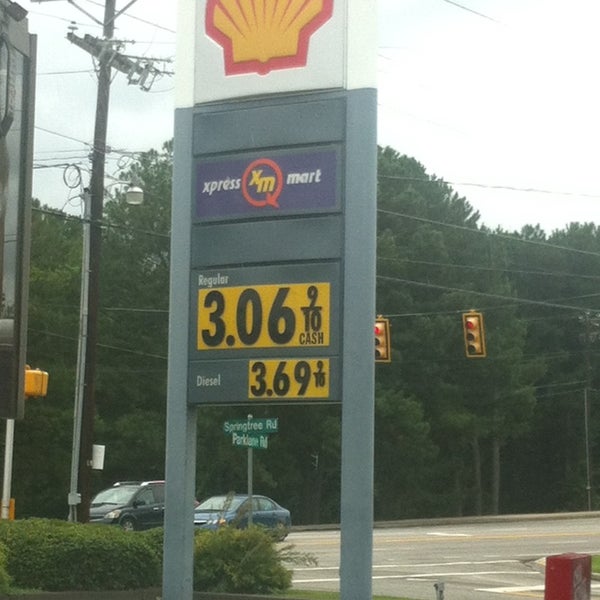 Xpress Mart / Shell - Fuel Station in Columbia