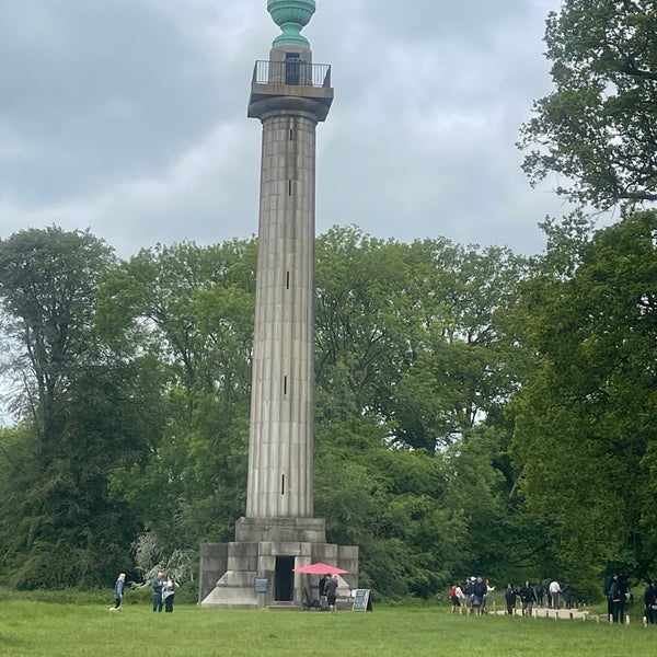 Bridgewater Monument - Monument