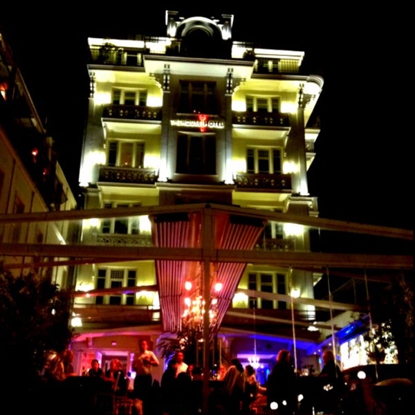 The House Café - Café