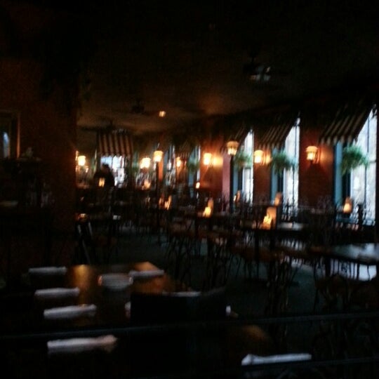 Vinny Vanucchi's - Italian Restaurant in Galena
