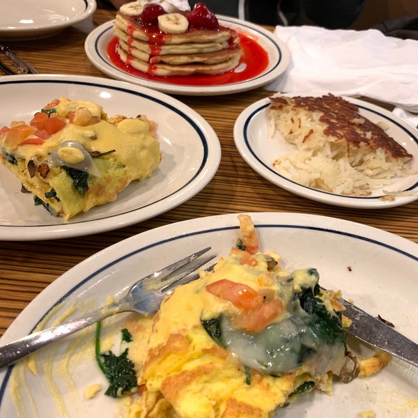 IHOP - Breakfast Spot