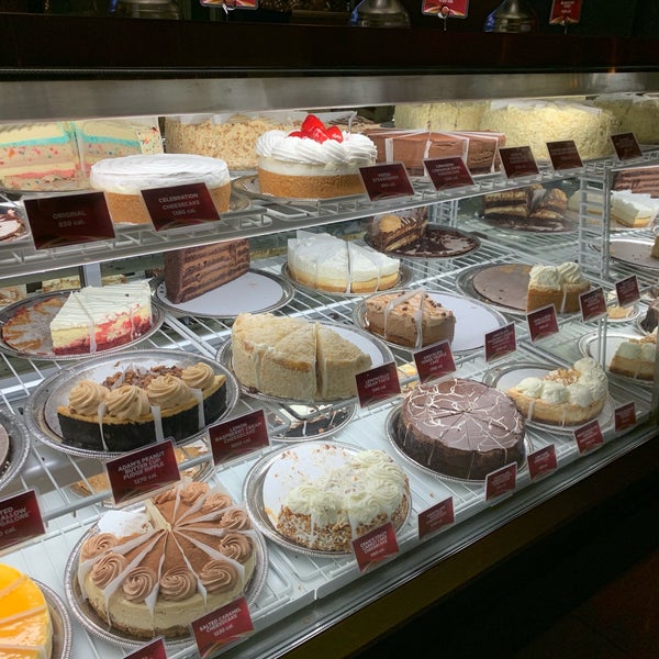 The Cheesecake Factory - 18 tips