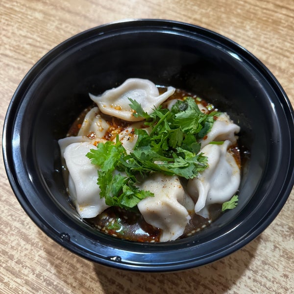 Super Taste (百味蘭州拉面) - Noodle Restaurant in Chinatown