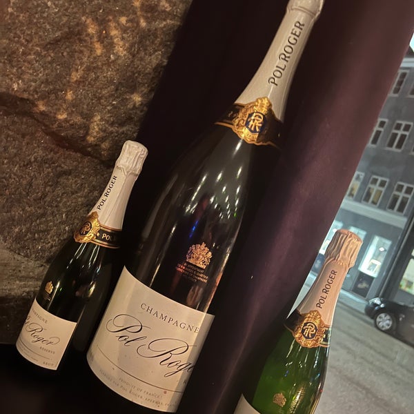 R Vinbar - Indre By - 13 tips from 494 visitors