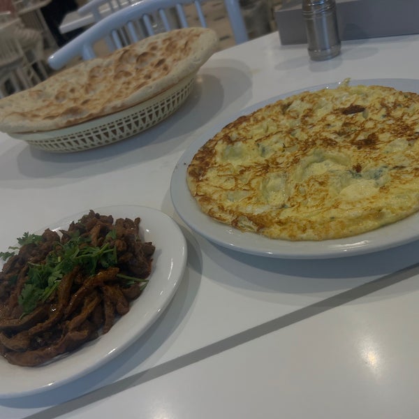 Fawal Alafrah | فوال الأفراح - Breakfast Spot in Riyadh