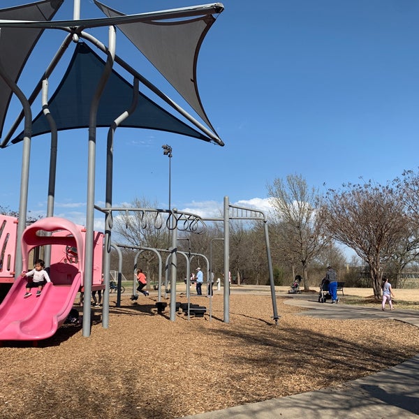 Harold Bacchus Community Park - 4 tips