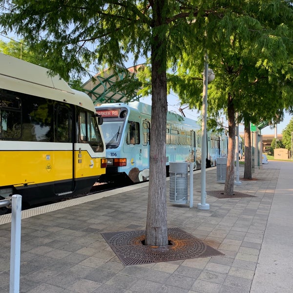 LBJ / Central Station (DART Rail) - Light Rail Station