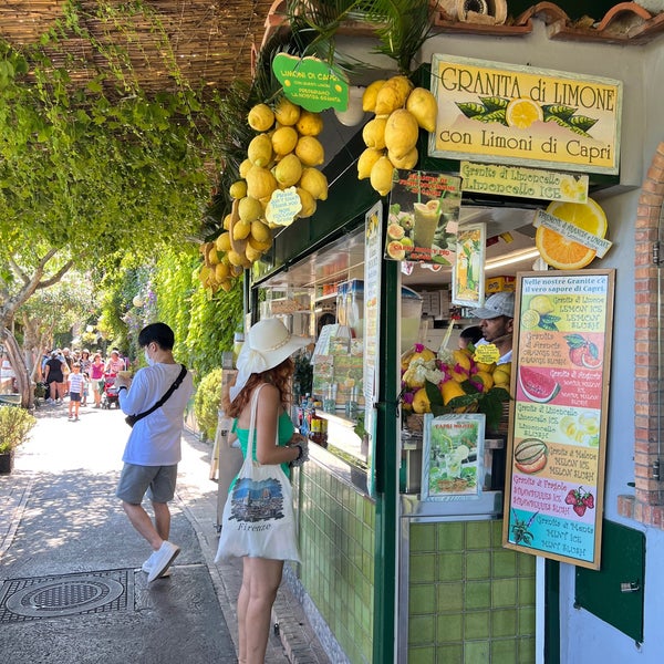 Limoni Di Capri - Juice Bar