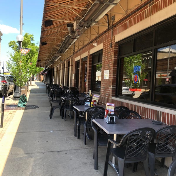 Esquire Lounge - Bar