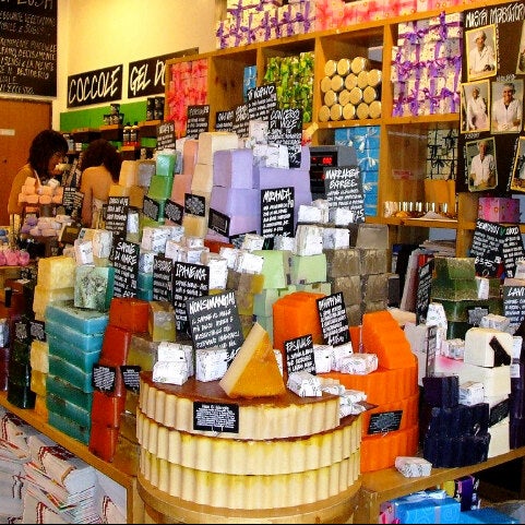 Lush (Now Closed) - Cosmetics Store in Soho