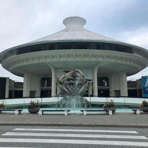 Gordon MacMillan Southam Observatory - Planetarium in Vancouver