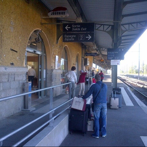Photos at Gare SNCF de Latour de Carol - Enveitg - Enveitg, Occitanie