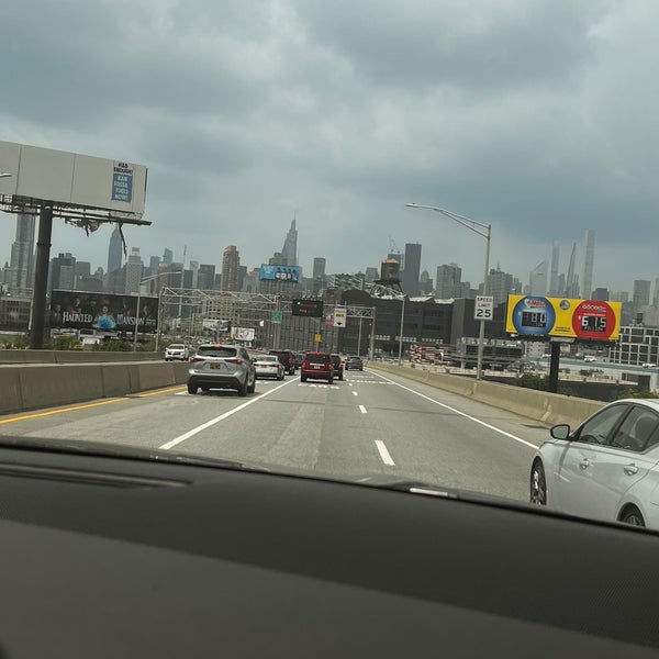 South Queens, NY - Travel and Transportation in New York