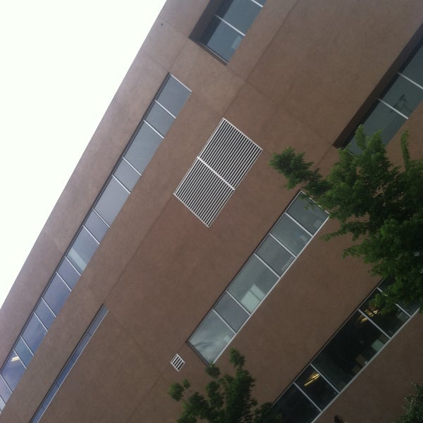 UNM Fine Arts Library - Central Campus - 3 tips