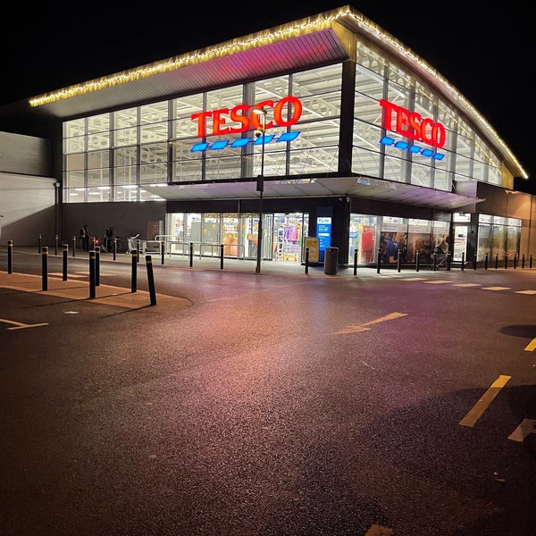 Tesco Metro - Convenience Store