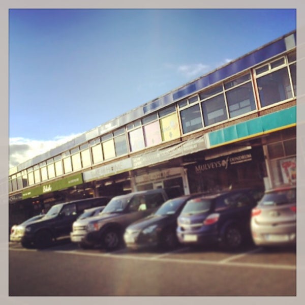 Dundrum Village Centre - Main St, Dundrum