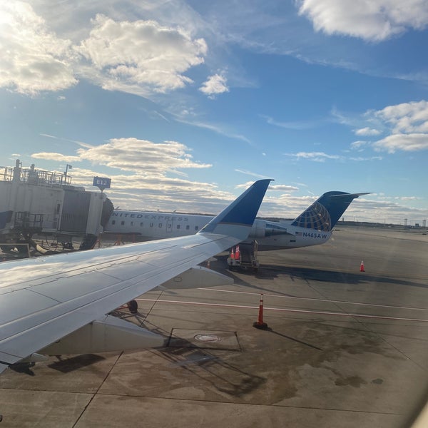 Gate E10 - 4 tips
