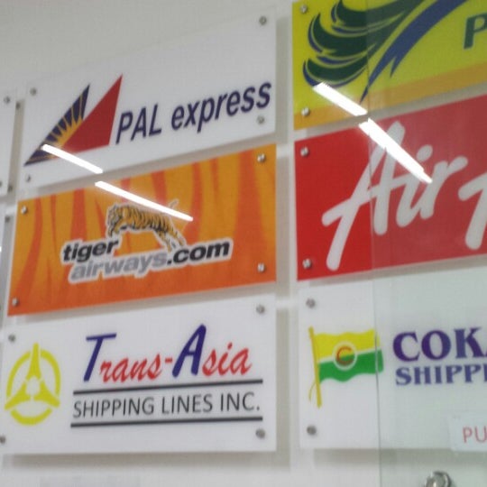 Colonnade Mall - Colon St.